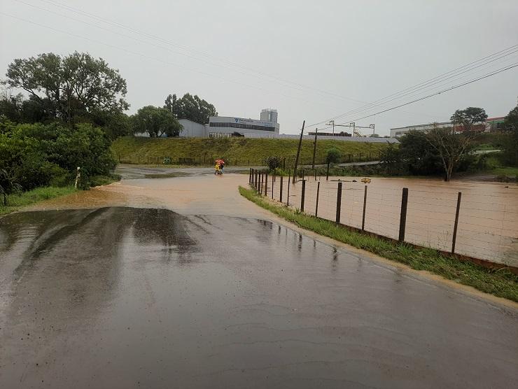 Alto Volume De Chuvas Deixa Prejuízos Em Cidade No Oeste De Sc